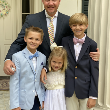 Lindsey Henig - LogoBranders